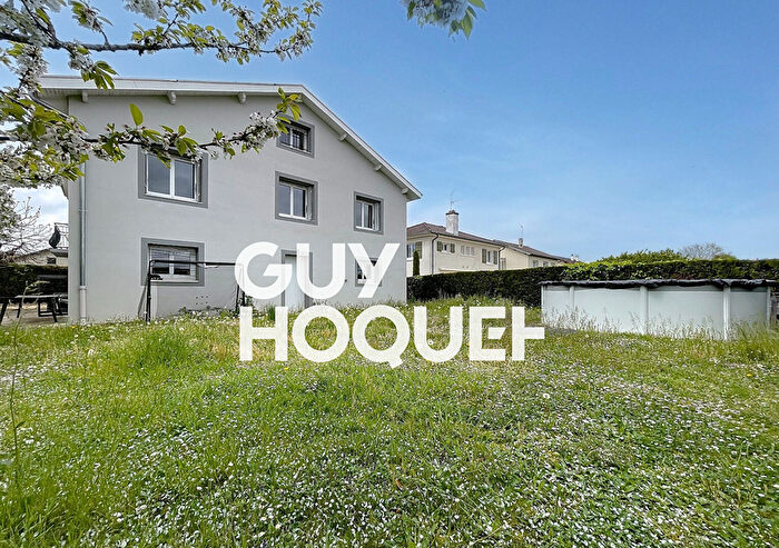 Maison à vendre - Saint-Martin-Belle-Roche - 8 pièces - 5 chambres