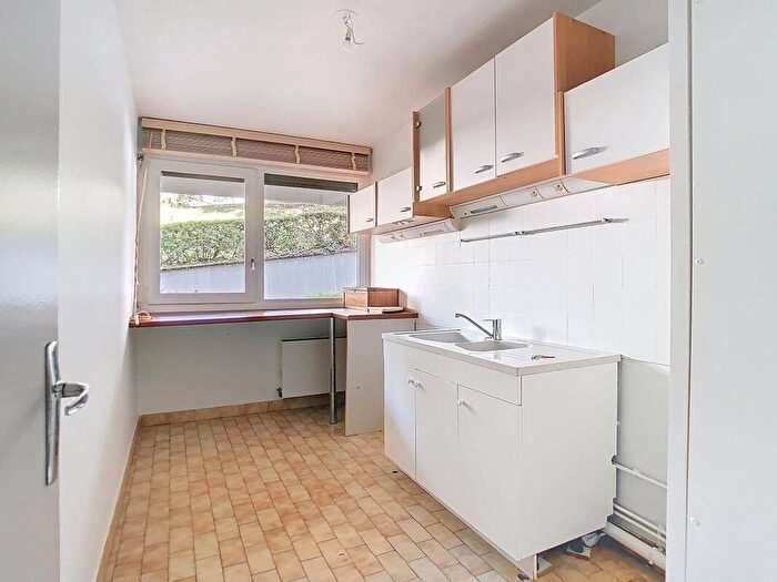 Appartement à louer - Aristide Briand, Aurillac - 2 pièces - 1 chambre
