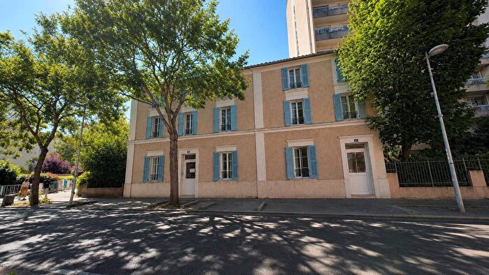 Gallieni-De Lattre de Tassigny, Épinay-sur-Seine : Appartement 2 pièces à louer