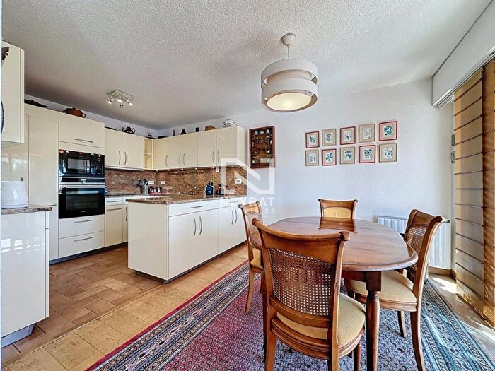 Saint-Raphaël, Plateau Notre-Dame : Appartement 4 pièces à vendre
