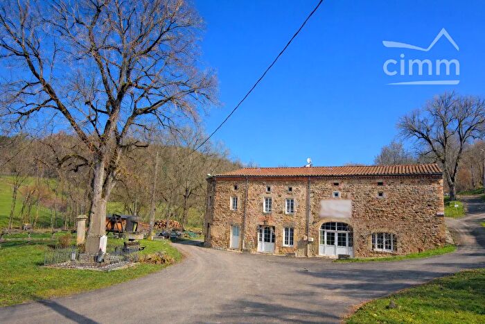 Maison à vendre - Vernet-la-Varenne - 9 pièces - 4 chambres