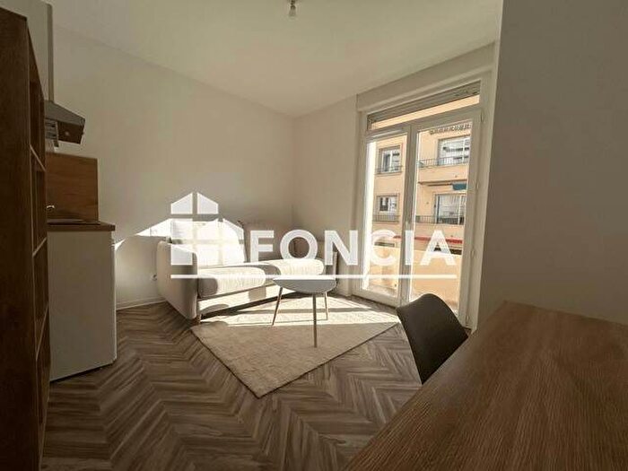 Appartement à louer - Clémenceau, Perpignan - 1 pièce
