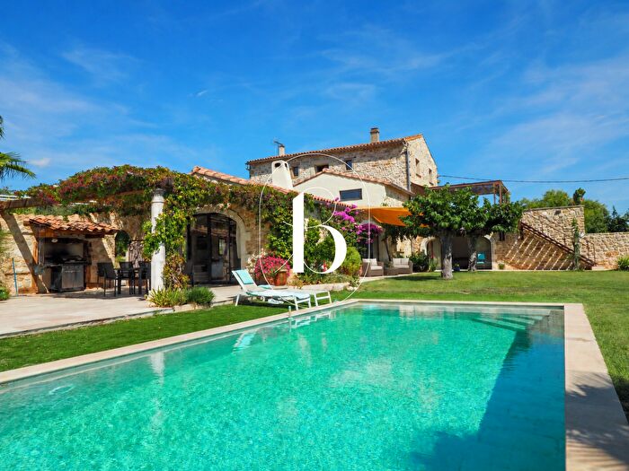 Uzès : Maison 9 pièces à vendre