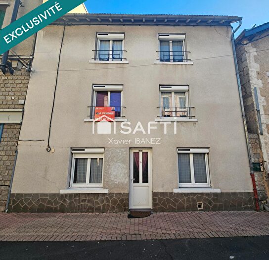 Maison à vendre - Saint-Chély-dApcher - 6 pièces - 4 chambres