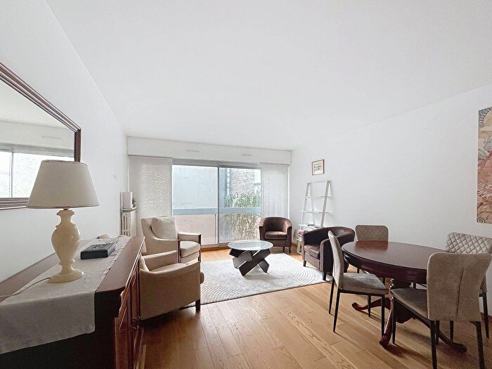 Courcelles-Wagram, Paris 17ème arrondissement : Appartement 3 pièces à louer