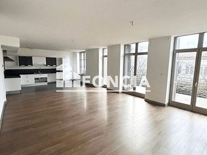 Appartement à louer - Crêt de Roc, Saint-Étienne - 4 pièces - 3 chambres