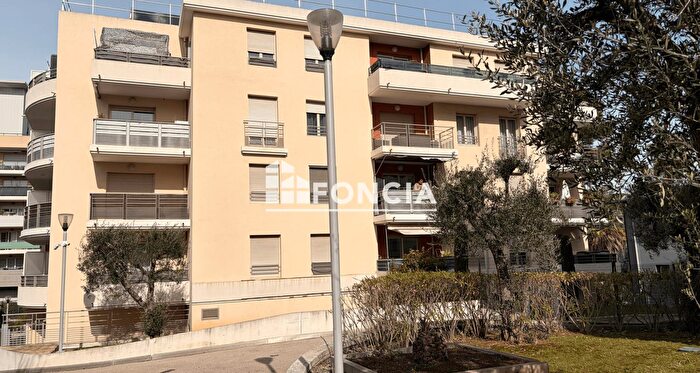 Appartement à vendre - Antibes, Rastines, Super Antibes, Laval, La Fontonne - 3 pièces - 2 chambres