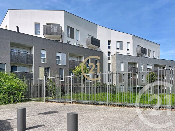 Appartement 3 pièces à Jouy-le-Moutier, Merisiers, Ecancourt, Côte-des-Carrières, Tremblays, à vendre