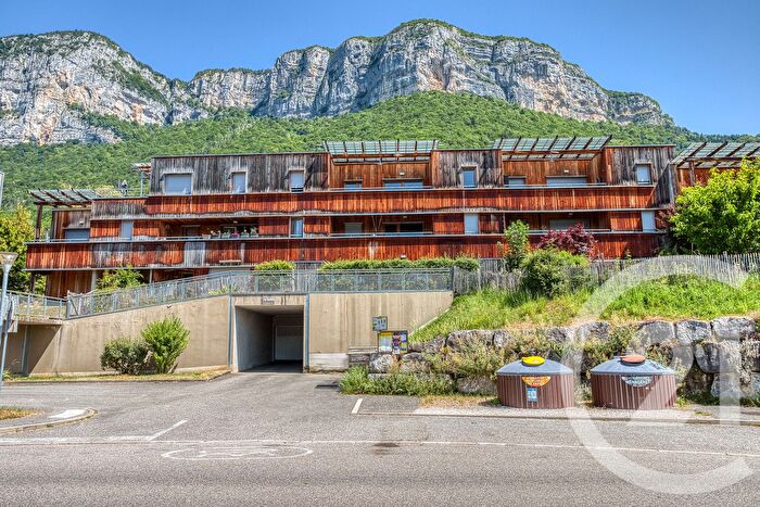 Appartement à vendre - Saint-Jean-dArvey - 3 pièces - 2 chambres