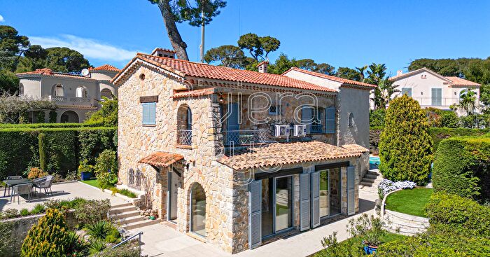 Maison à vendre - Antibes, Juan-les-Pins, Le Cap - 4 pièces - 3 chambres