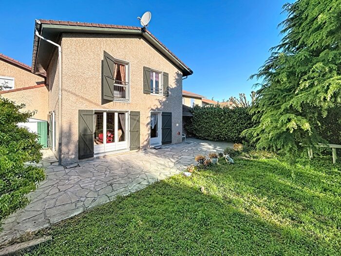 Maison à vendre - Bourgoin-Jallieu, LOiselet, La Maladière, La Grive - 5 pièces - 4 chambres