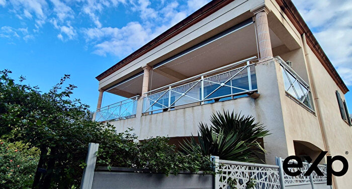 Appartement à vendre - Antibes, Antibes-les-Pins, Trianon, Le Fournel, Peyregoue - 4 pièces - 2 chambres