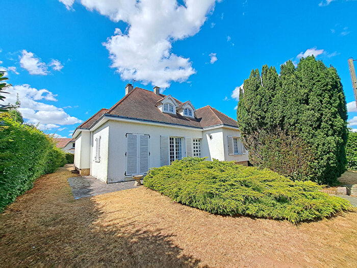 Maison à vendre - Châtellerault, Sud Ouest - 4 pièces - 2 chambres