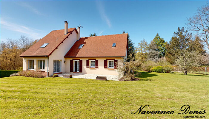 Maison à vendre - Saint-Germain-de-Pasquier - 8 pièces - 5 chambres