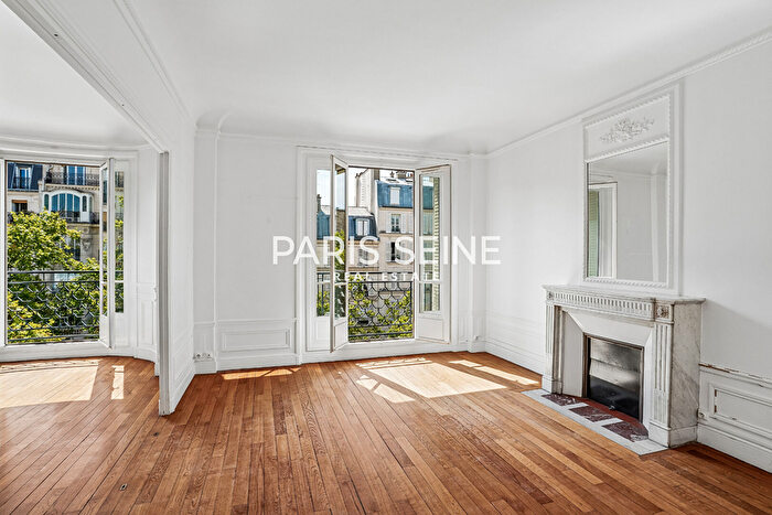 Appartement 4 pièces à Paris 7ème, Champ de Mars, à vendre