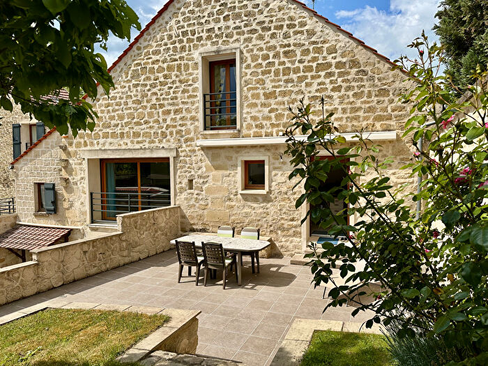 Maison 6 pièces à Neuville-sur-Oise, à vendre