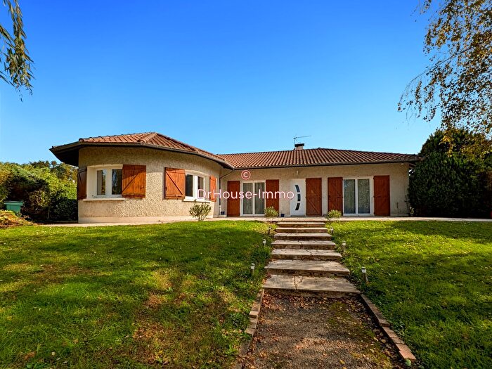 Maison à vendre - Messimy-sur-Saône - 8 pièces - 6 chambres