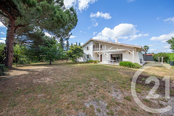 Maison 7 pièces à vendre - Saint-Médard-en-Jalles, Caupian, Cérillan, Hastignan, Issac