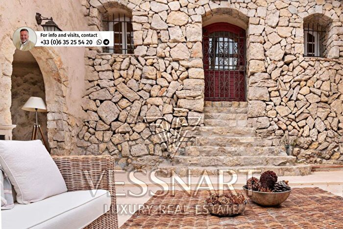 Maison à vendre - Le Bar-sur-Loup - 7 pièces - 4 chambres