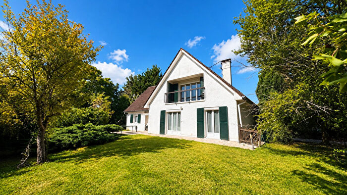 Villecresnes : Maison 8 pièces à vendre