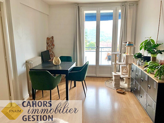 Appartement à louer - Cahors, Centre-ville - 4 pièces - 3 chambres