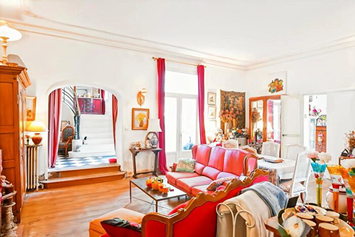 Maison à vendre - Loudun - 12 pièces - 8 chambres