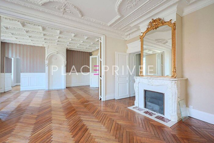 Appartement à louer - Centre Ville-Charles III, Nancy - 6 pièces - 4 chambres