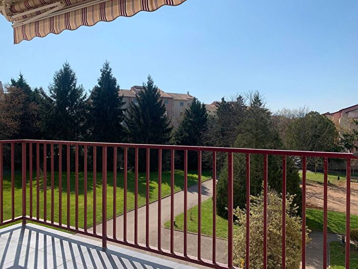 Appartement à louer - Point du Jour, Lyon ème arrondissement - 3 pièces - 2 chambres