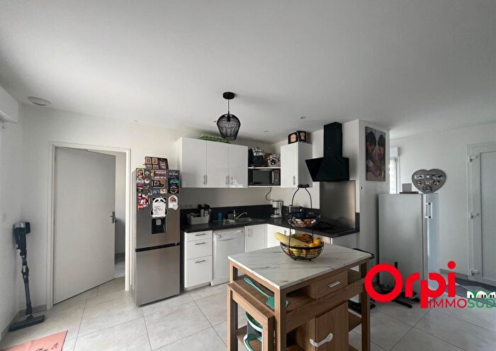 Oresmaux : Maison 4 pièces à louer