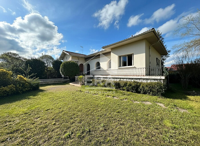 Maison à vendre - Aureilhan - 6 pièces - 4 chambres