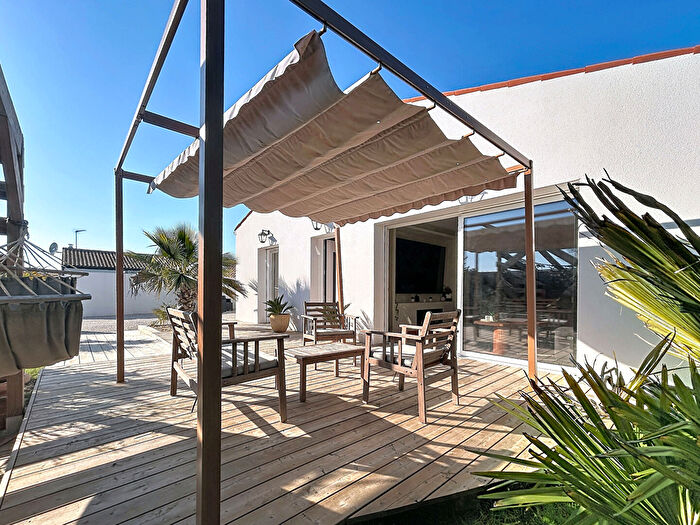 Maison à vendre - Échillais - 5 pièces - 3 chambres