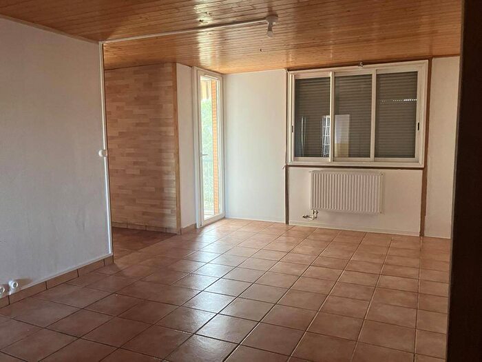 Appartement à louer - Alouette, Nîmes - 4 pièces - 3 chambres