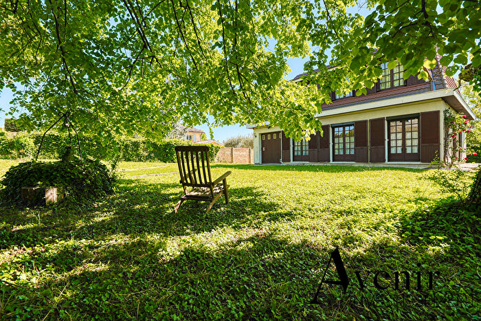 Maison 6 pièces à vendre - Saint-Cyr-au-Mont-d'Or