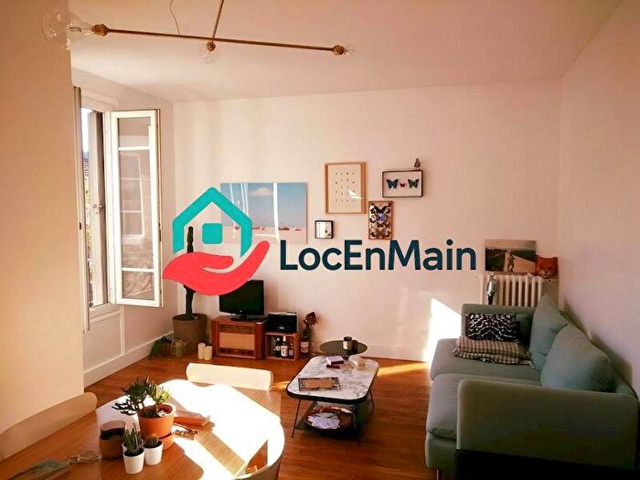 Centre Ville-Gambetta, Clichy : Appartement 2 pièces à louer