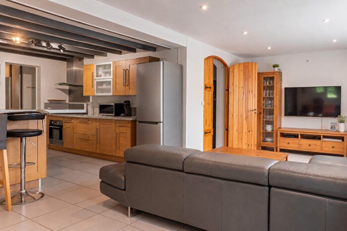 Le Pian-Médoc : Maison 3 pièces à vendre