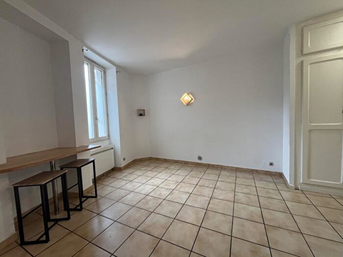 Mont-de-Marsan, Centre-ville : Appartement 3 pièces à louer