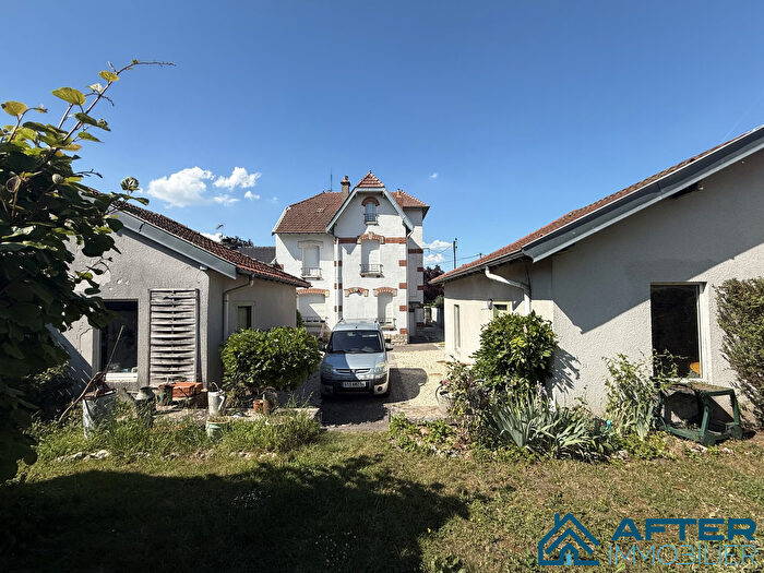 Blainville-sur-l'Eau : Maison 7 pièces à vendre