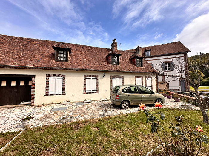 Maison à vendre - Breux-sur-Avre - 7 pièces - 4 chambres