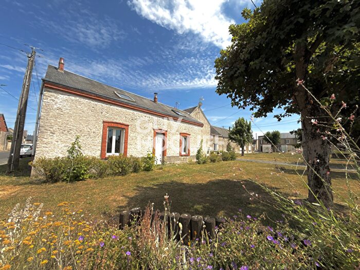 Maison à vendre - Greneville-en-Beauce - 6 pièces - 3 chambres
