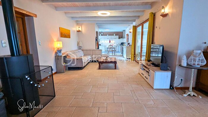 Maison à vendre - Montayral - 6 pièces - 3 chambres