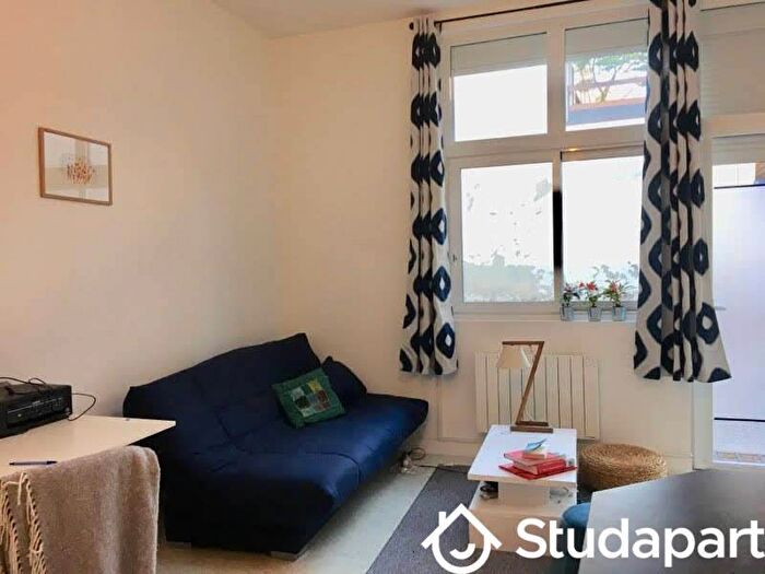 Appartement à louer - Coteaux Ouest-Pasteur, Rouen - 1 pièce