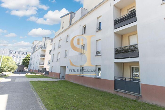 Appartement 4 pièces à vendre - Chilly-Mazarin, Centre-ville