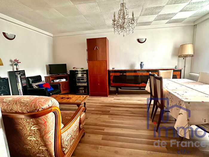 Appartement à vendre - Saint-Étienne - 5 pièces - 4 chambres