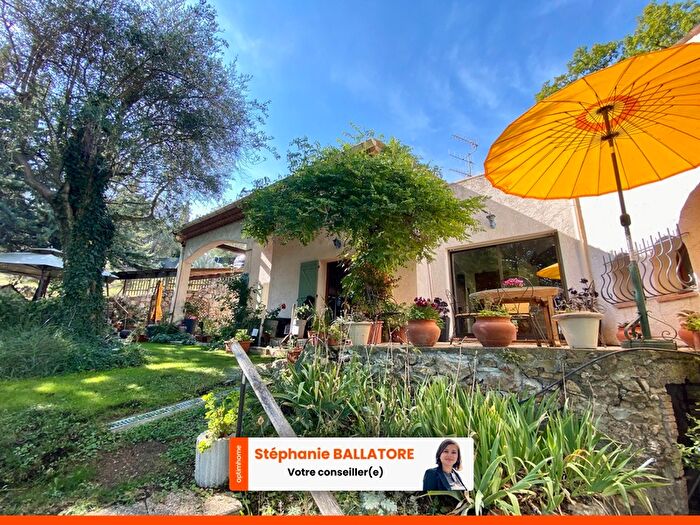 Maison à vendre - Spéracèdes - 8 pièces - 5 chambres