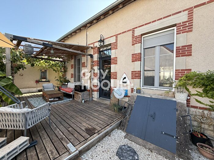 Bourges, Centre-ville, Charlet, Lahitolle, Pignoux, Sembat : Maison 6 pièces à vendre