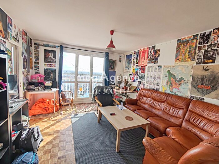 Appartement à vendre - Quartiers Nord-Ouest, Villejean - 4 pièces - 3 chambres