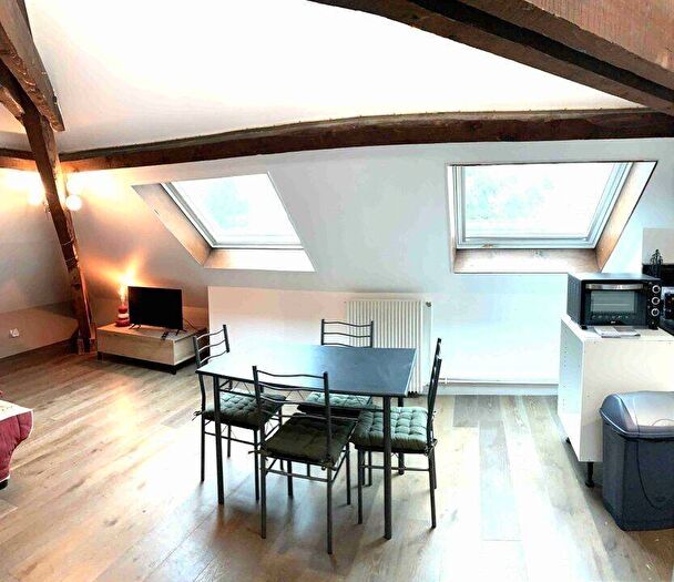 Appartement 2 pièces à Centre-Stade, Chambéry, à louer