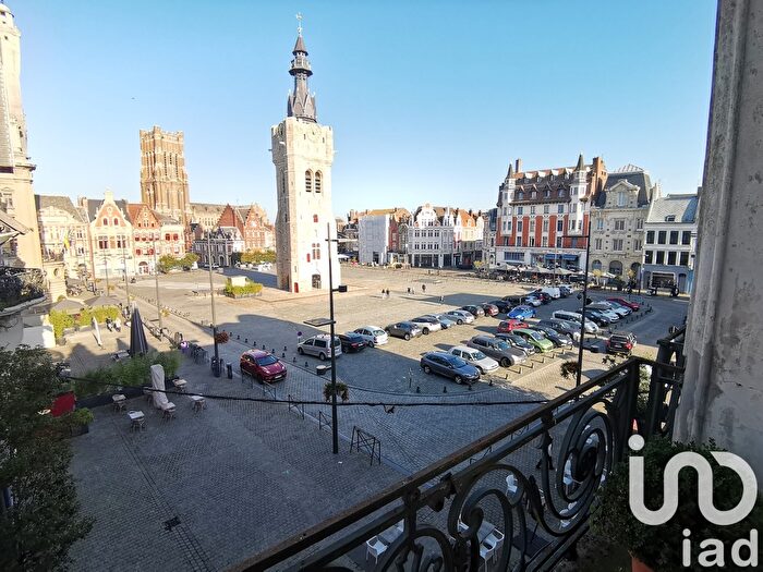 Appartement à vendre - Béthune, Centre-ville - 14 pièces - 6 chambres