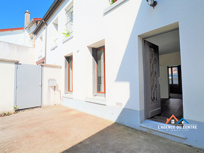 Appartement à louer - Carrières-sous-Poissy, Saint-Louis, Champfleury - 2 pièces - 1 chambre