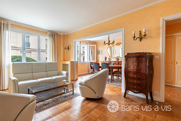 Appartement à vendre - Courbevoie, Bécon - 4 pièces - 3 chambres